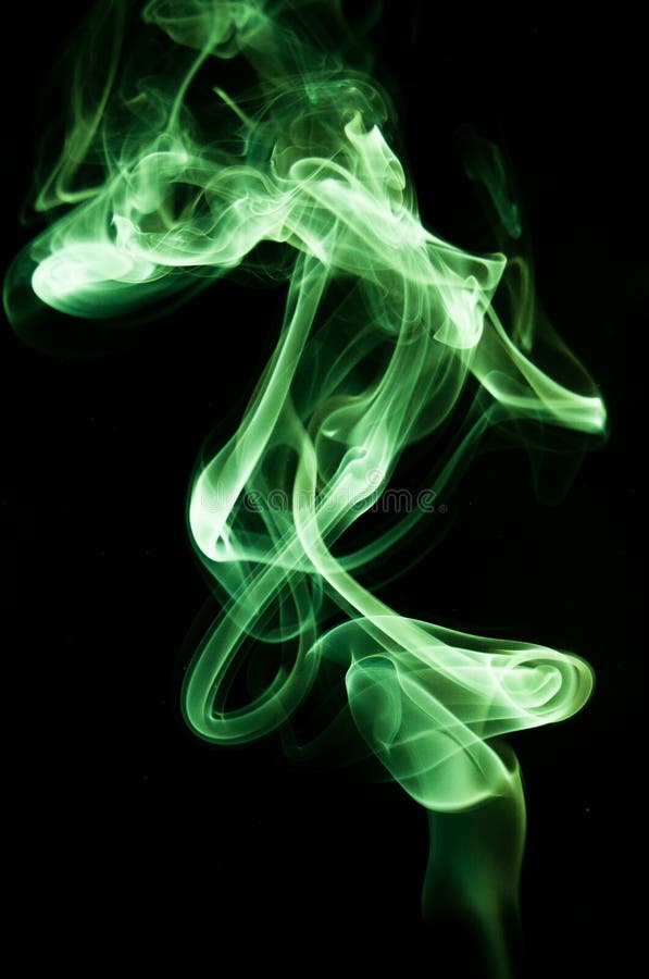 Fumo verde immagine stock. Immagine di trasparente, liscio - 51943311