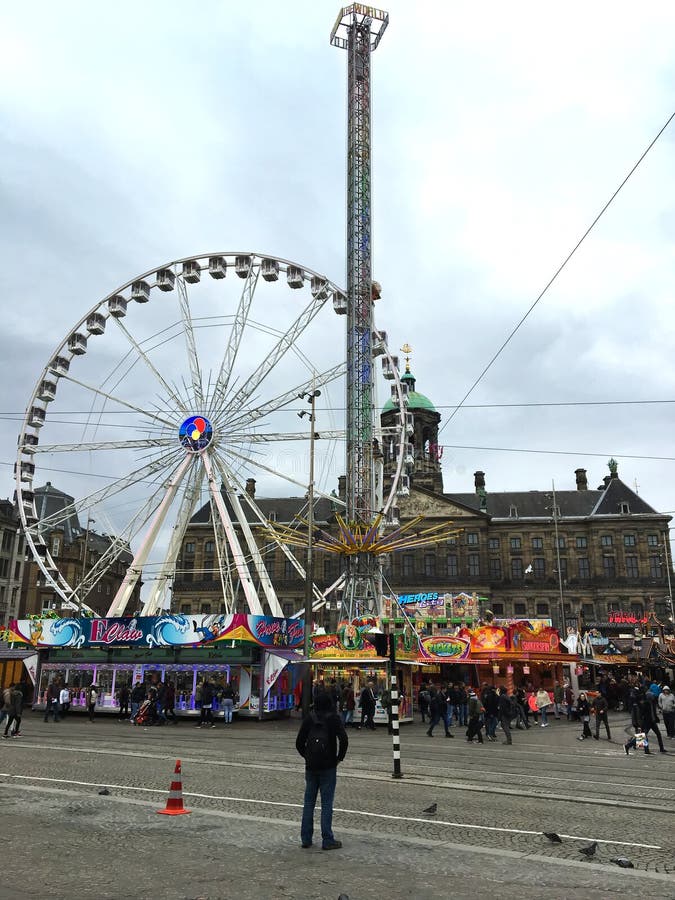 Fun Fair in Amsterdam editorial photography. Image of people - 91941612