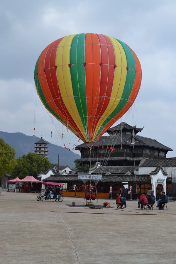 Fun in hot-air baloon editorial photography. Image of panorama - 56989272