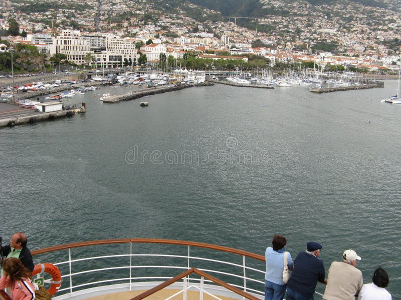 Funchal harbour editorial stock image. Image of cruising - 23675389