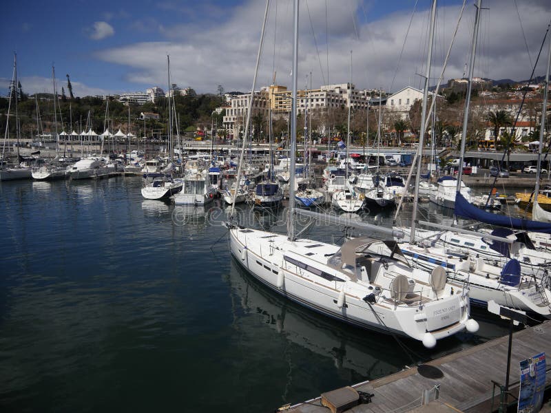 Funchal harbour editorial stock image. Image of madeira - 69280564
