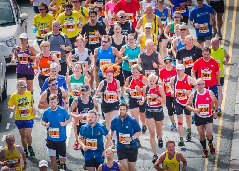Funcionamiento De Los Correcaminos Fotografía editorial - Imagen de ...