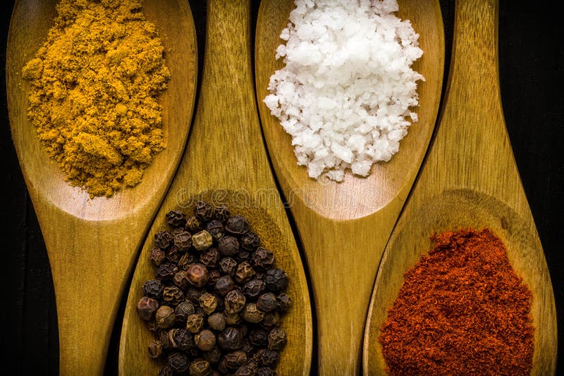 Fundo Do Tempero/tempero/tempero No Fundo Da Colher Foto de Stock ...