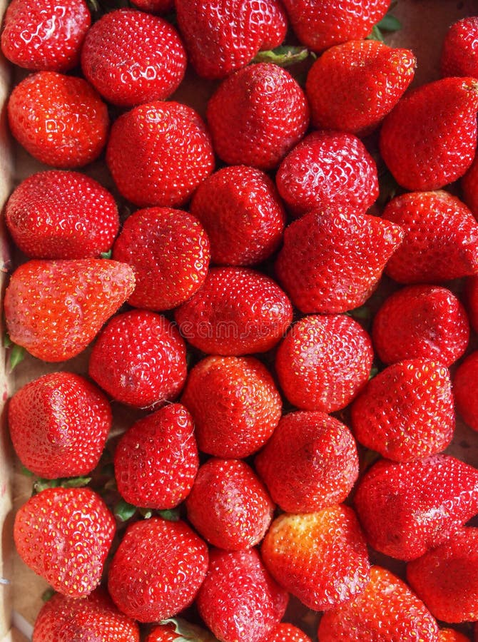 Fundo fresco da morango foto de stock. Imagem de verde - 55818558