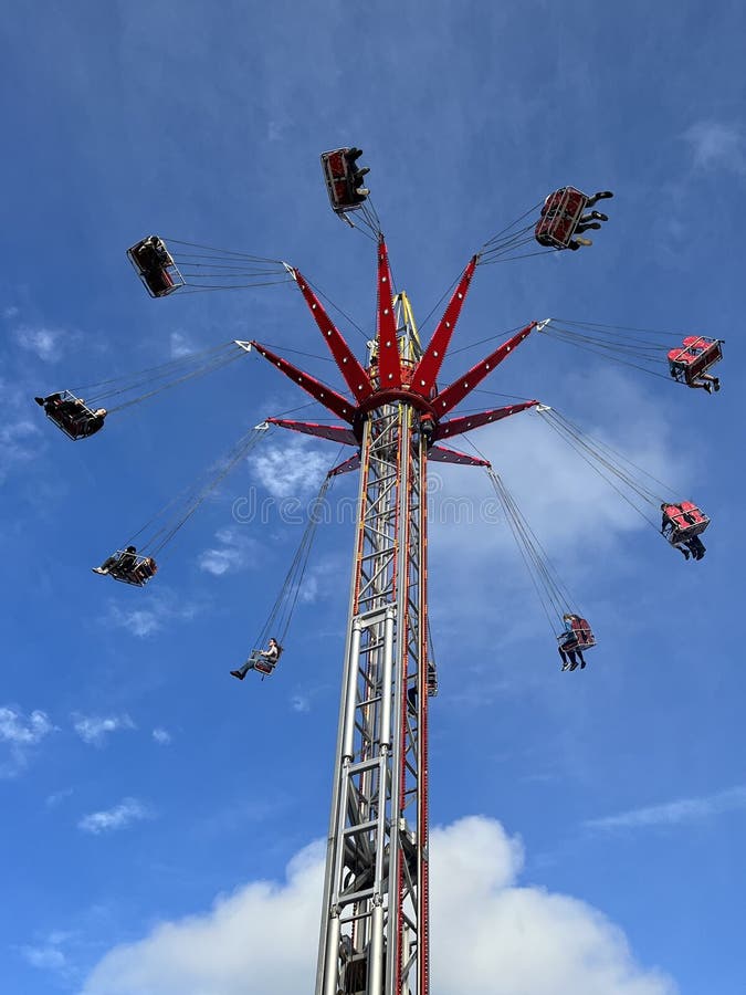 Funfair in Salisbury Market Square Editorial Image - Image of market ...