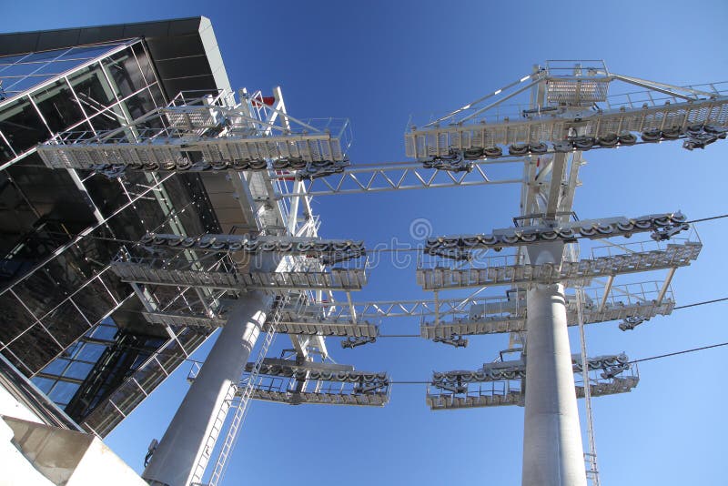 Funitel - Cablecarril Moderno Imagen de archivo - Imagen de eslovaquia ...