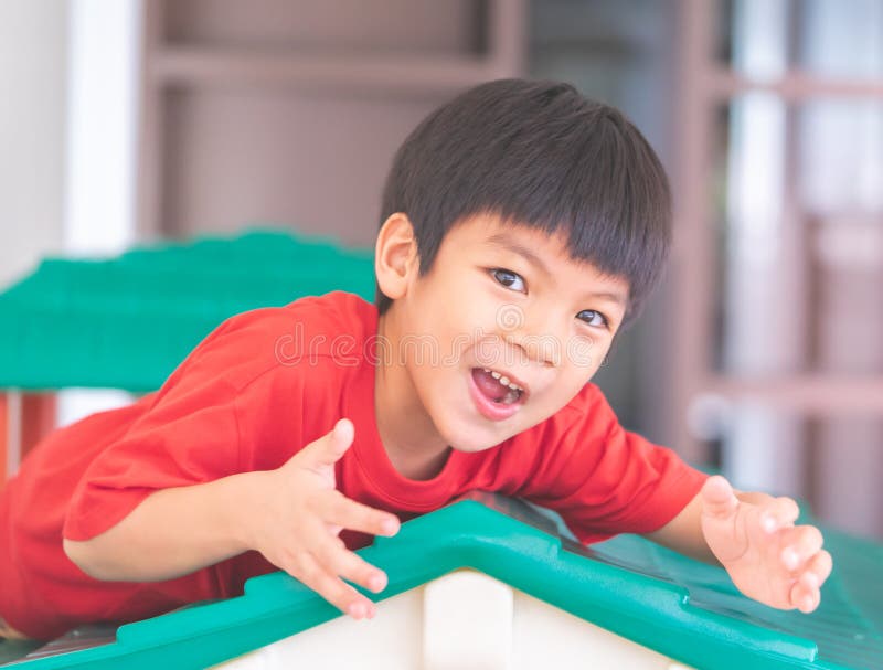 Child Screaming at Camera stock image. Image of annoyed - 25709453