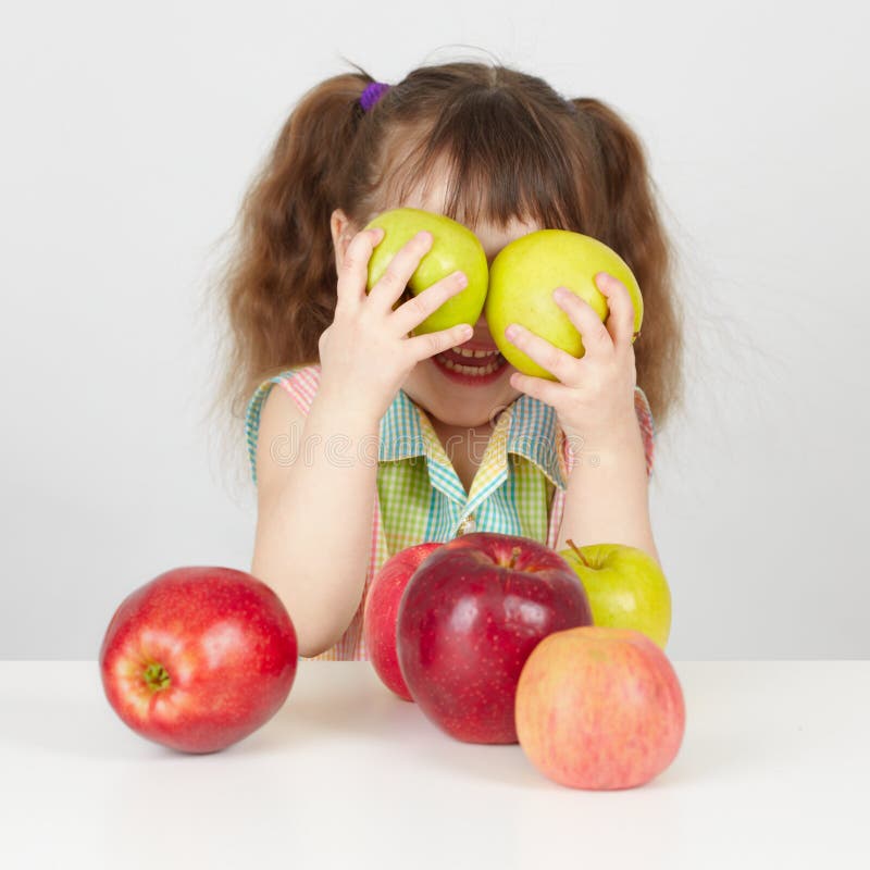 12+ Apples child hands Free Stock Photos - StockFreeImages