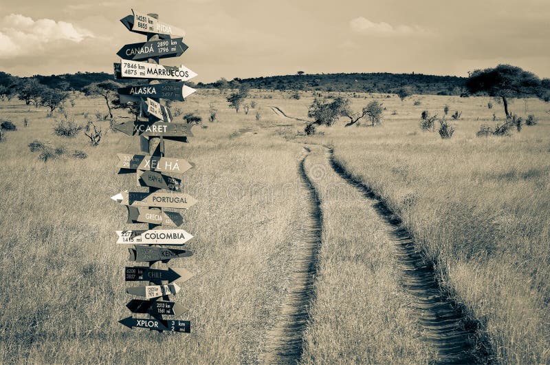 105 Travel Sign Post Different Countries Stock Photos - Free & Royalty ...