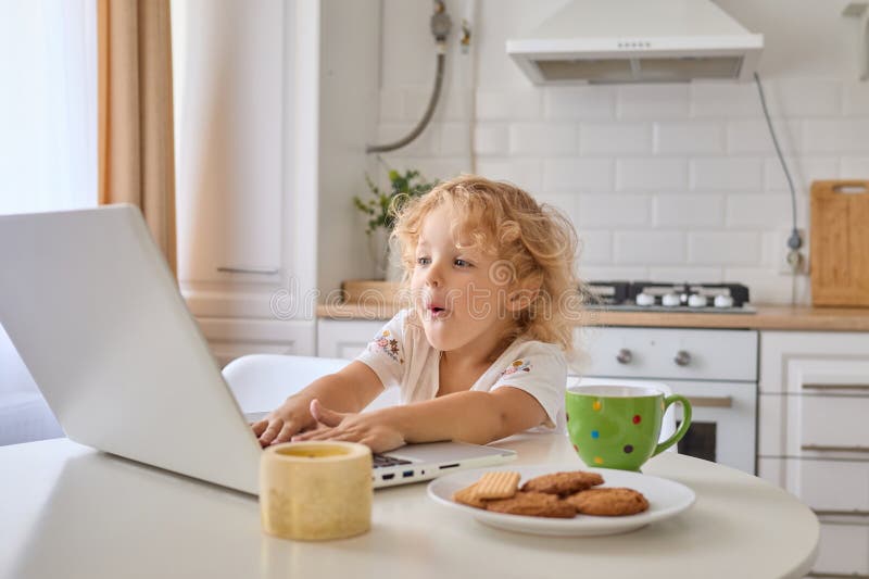 Desktop Funny Child Children Excelllent Computer Funny Vector