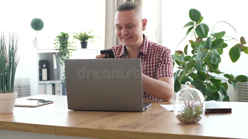 Funny Office Worker Using Smartphone Stock Footage - Video of ...