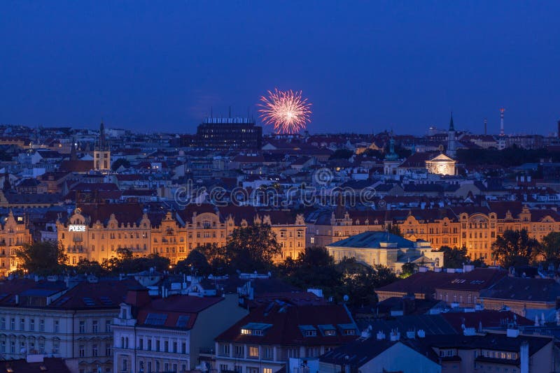 Fuochi D'artificio Di Rammstein Su Praga Immagine Stock Editoriale ...