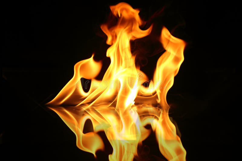 Fiamma di fuoco fotografia stock. Immagine di nero, fiamma - 41790080