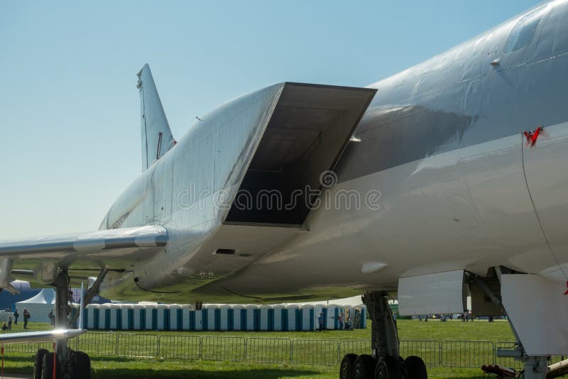 The Fuselage, Engine and Chassis of the Soviet Long-range Supersonic ...