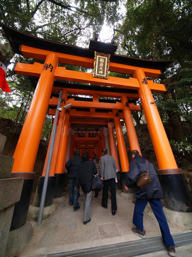 Fushimi Inari editorial photo. Image of oriental, sightseeing - 11724216