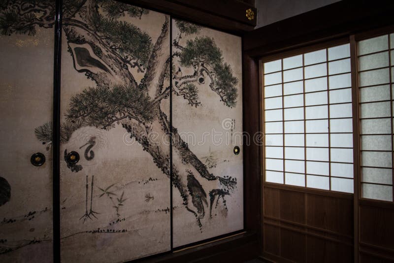 Fusuma Em Uma Casa Japonesa Tradicional Imagem de Stock - Imagem de ...