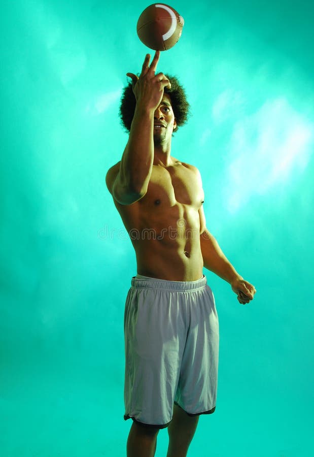 Futebol de giro do macho imagem de stock. Imagem de atleta - 4852879