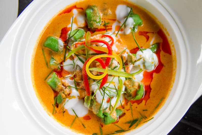 Gaeng Panaeng Moo Dum foto de archivo. Imagen de curry - 42604448