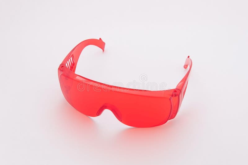 Gafas de seguridad rojas foto de archivo. Imagen de seguridad - 5461624