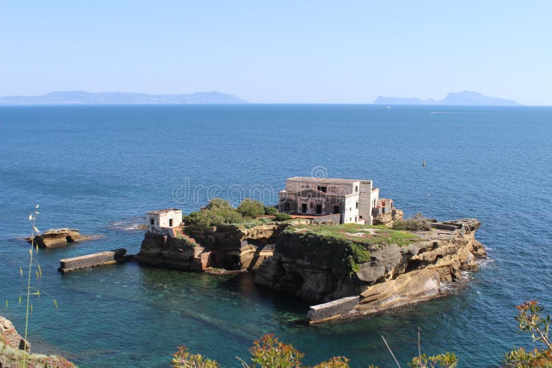 Gaiola stock image. Image of posillipo, naples, mysterious - 43879513