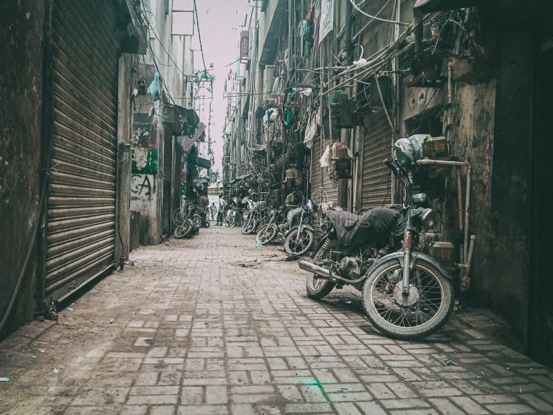 Gali image éditorial. Image du ville, transport, vieux - 193987960