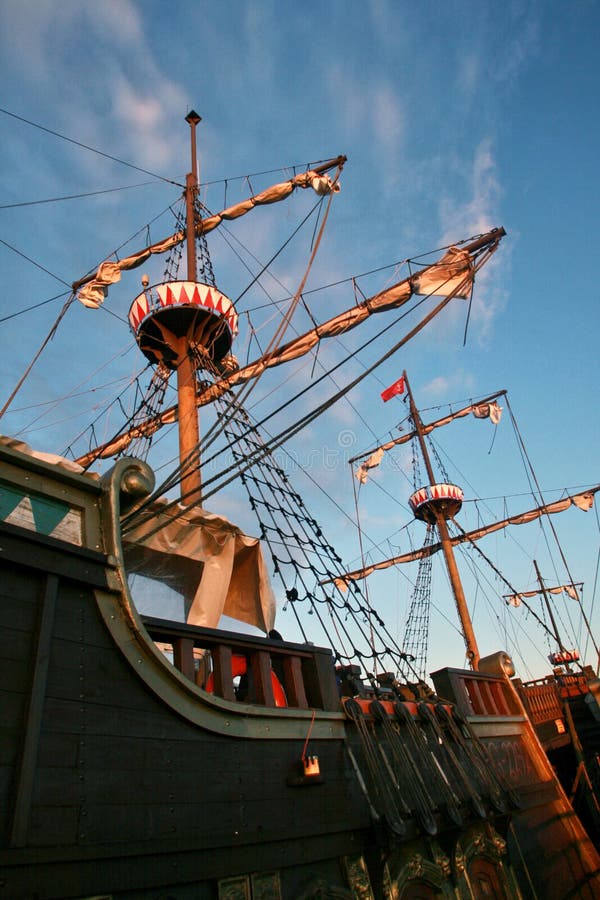 2,900+ Galleon Free Stock Photos - StockFreeImages