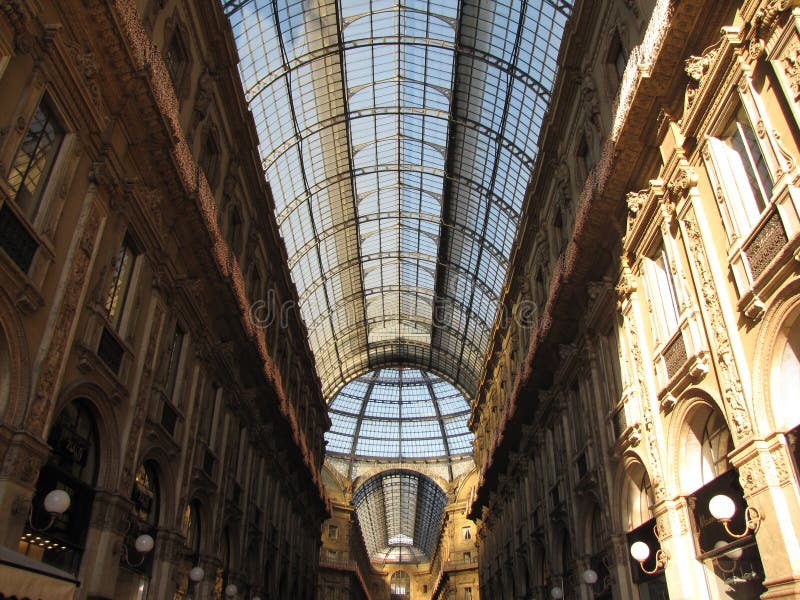 Gallery at Milano stock image. Image of dome, famous - 13078903
