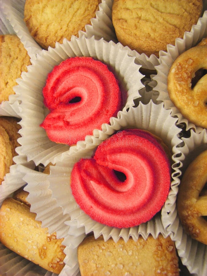 Galletas rojas 2 imagen de archivo. Imagen de galleta - 1954531