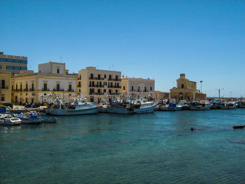 Gallipoli, Italy editorial photography. Image of place - 73850027