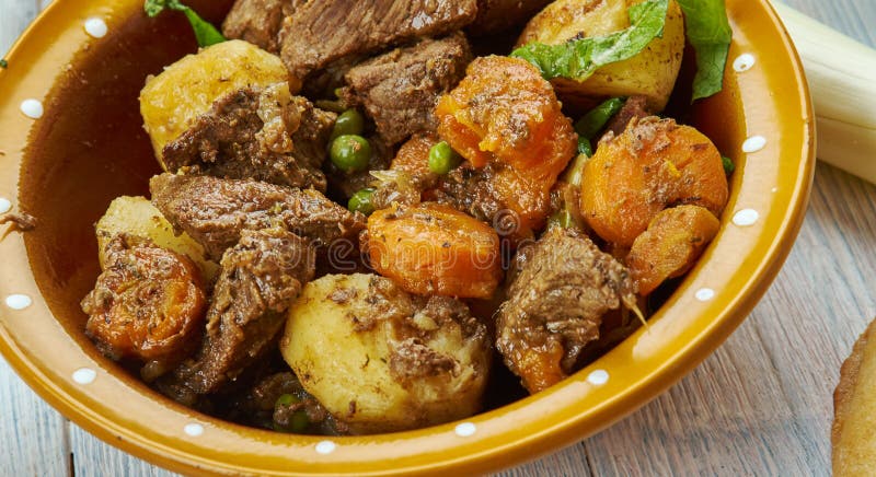 Plat de Cawl - de Gallois image stock. Image du cuisine - 48226913