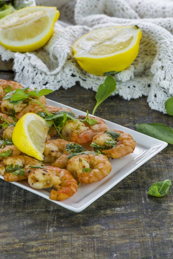 Gambas Del Rey En Los Pinchos Foto de archivo - Imagen de partido ...