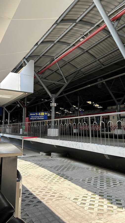 Gambir train station stock photo. Image of infrastructure - 311462018