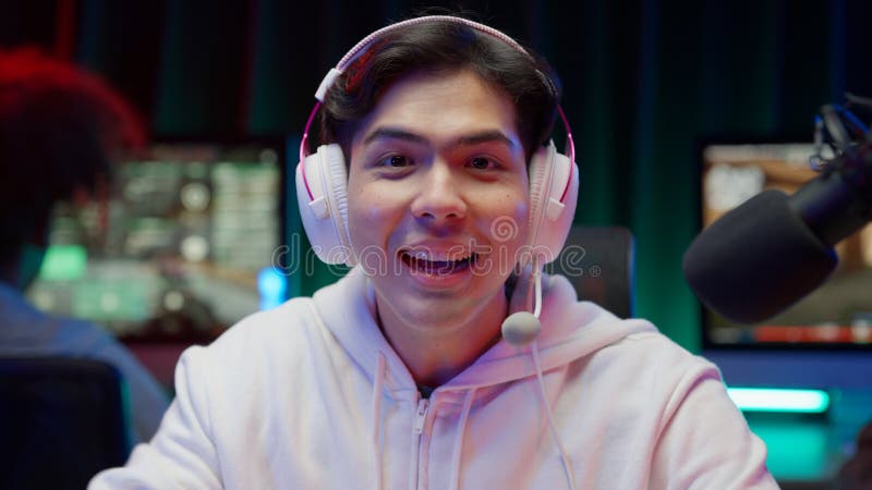 Game Streamer Using Pc Setup Playing Multiplayer First Person Shooter ...