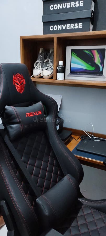 Gaming gear editorial photography. Image of series, gear - 221337592