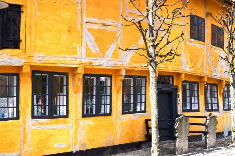 Gamla hus i Danmark fotografering för bildbyråer. Bild av arkitektur ...
