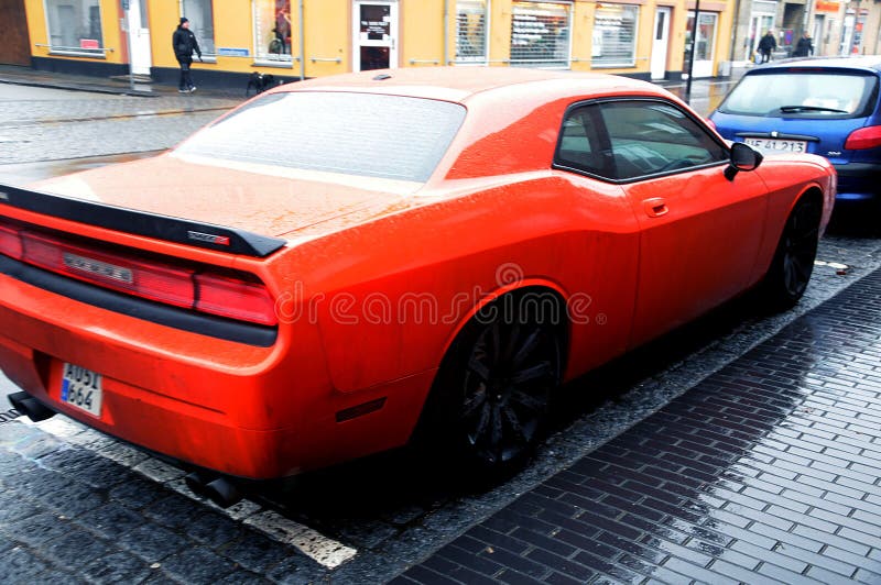 GAMMAL AMERIKANSK KLASSISK BIL DODGE Redaktionell Arkivbild - Bild av ...