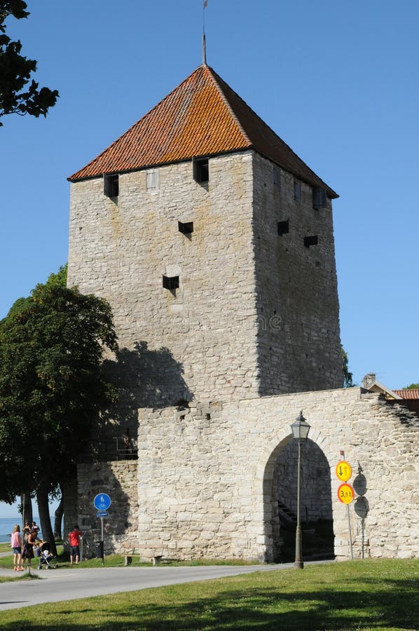 Gammal Och Pittoresk Stad Av Visby Arkivfoto - Bild av gammal ...