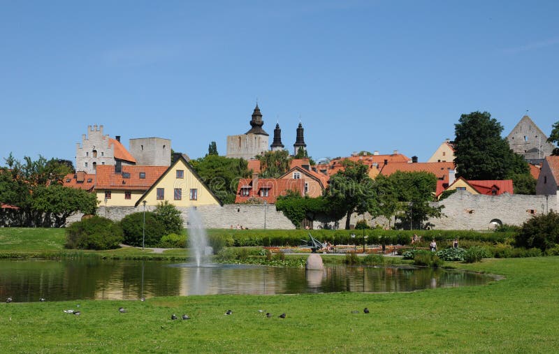 Stad gotland visby sweden fotografering för bildbyråer. Bild av ...