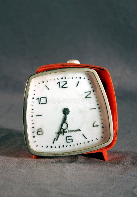 Gammal ringklocka fotografering för bildbyråer. Bild av tappning - 4404849