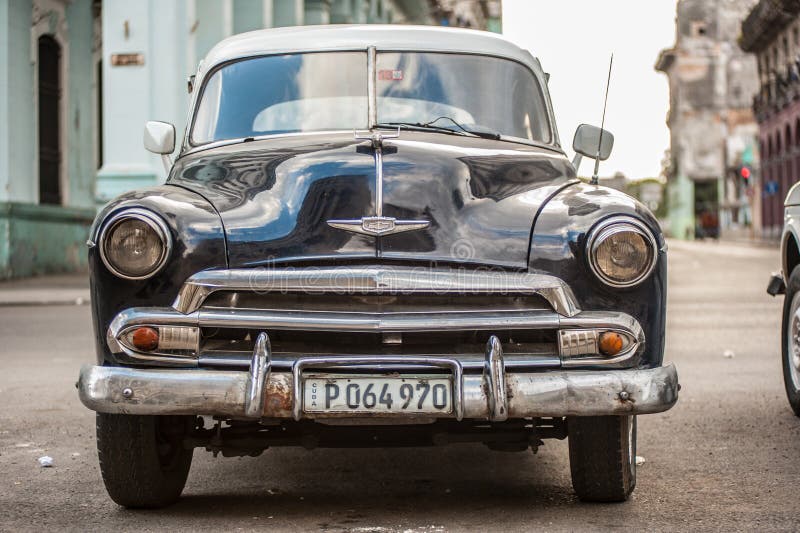 Gammal svart bil redaktionell foto. Bild av kultur, svart - 116507580