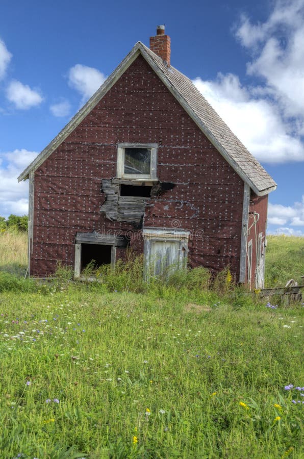 Gammalt hus arkivfoto. Bild av turist, prut, himmel, rött - 33956420