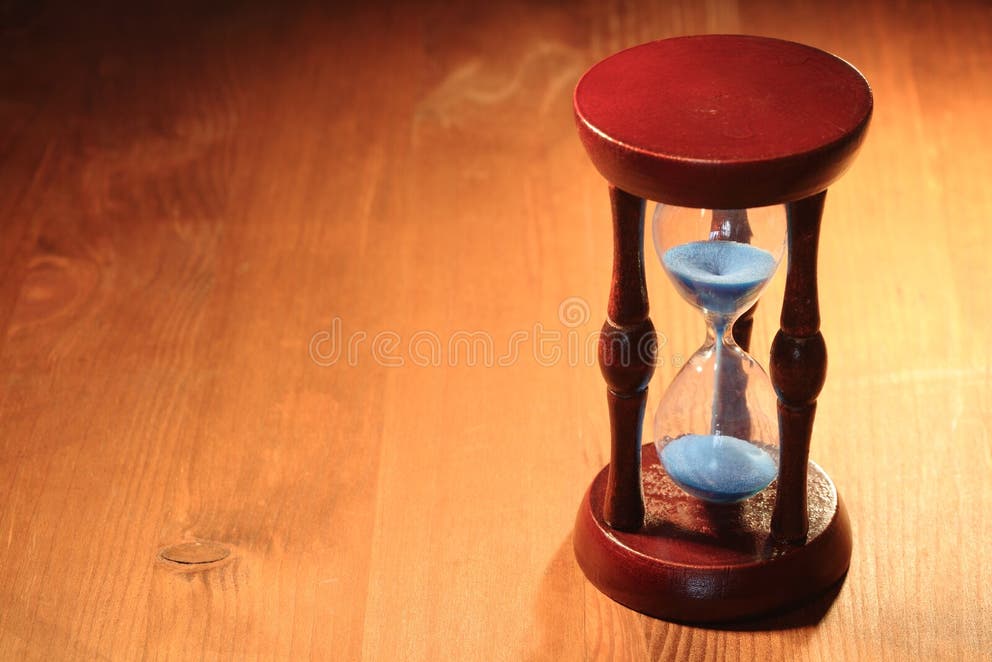 Gammalt timglas arkivfoto. Bild av tidmätare, flöda, gammalt - 16448142