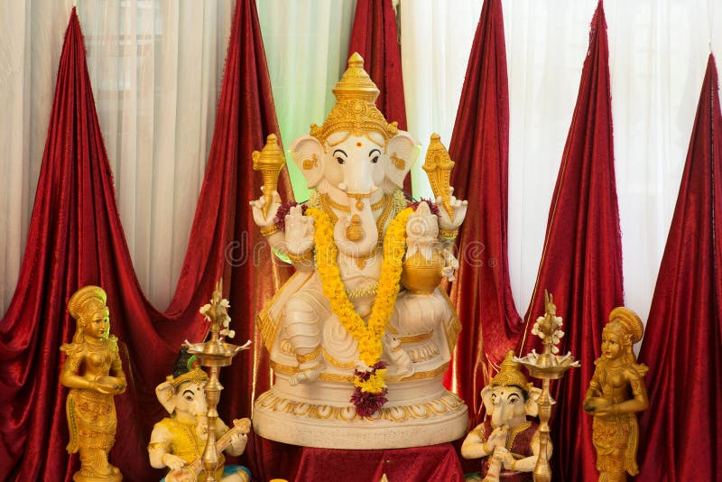 Ganesh Idol with Lamp, Ganpati Sthapana at Home in Lockdown Stock Photo ...