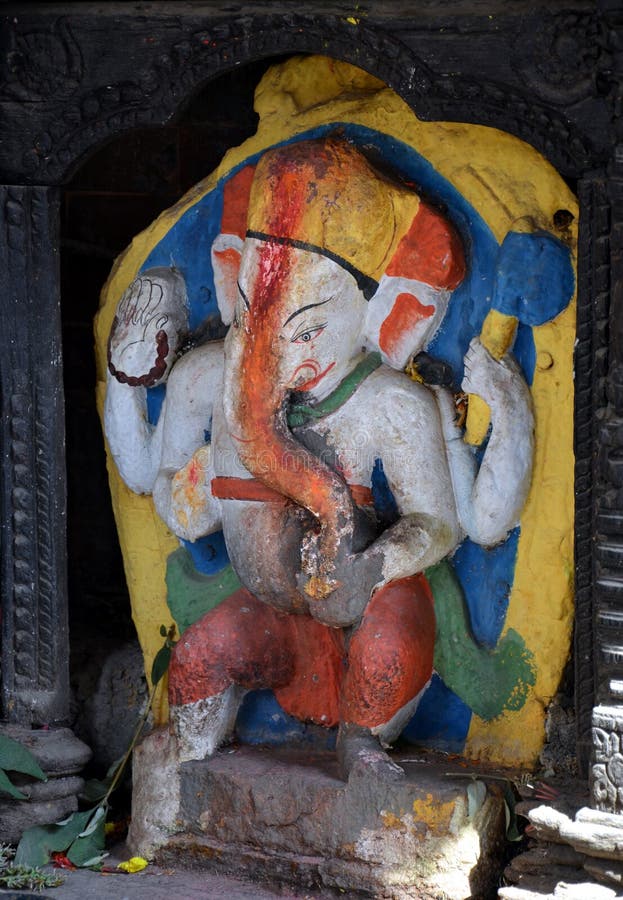 Arquitectura Hecha a Mano Antigua De La Estatua De La Escultura De ...