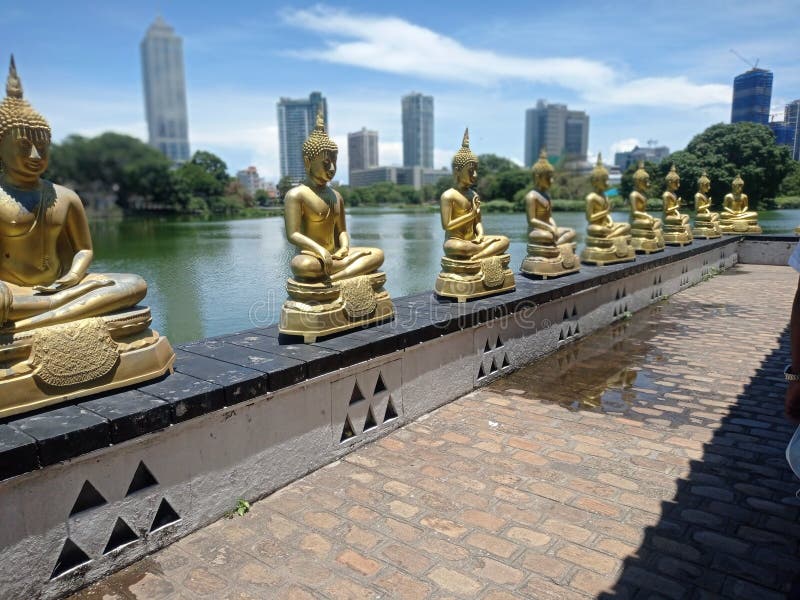 Gangaramaya Temple - Sri Lanka Stock Photo - Image of colombo, tempe ...