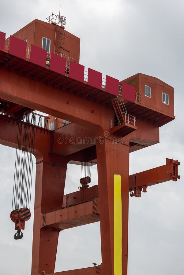 Gantry Crane on Dam, Giant Crane, Large Machinery Stock Image - Image ...