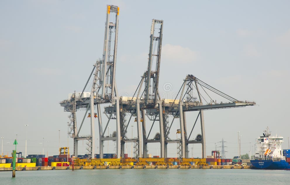 Gantry Cranes at the Container Port Editorial Photo - Image of chacon ...