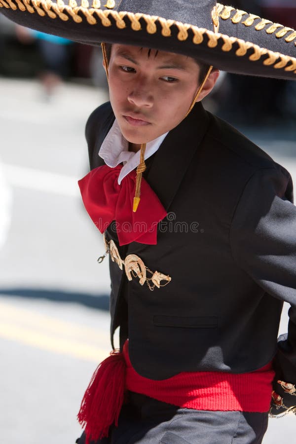 Conclusion D'une Danse Mexicaine Image stock éditorial - Image du ...