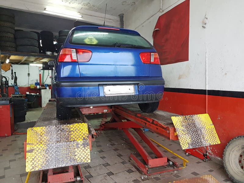 Garage Car Alignment Balancing Stock Photo - Image of automobile ...