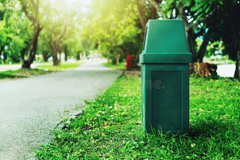 581 Roadside Trash Bin Photos - Free & Royalty-Free Stock Photos from ...